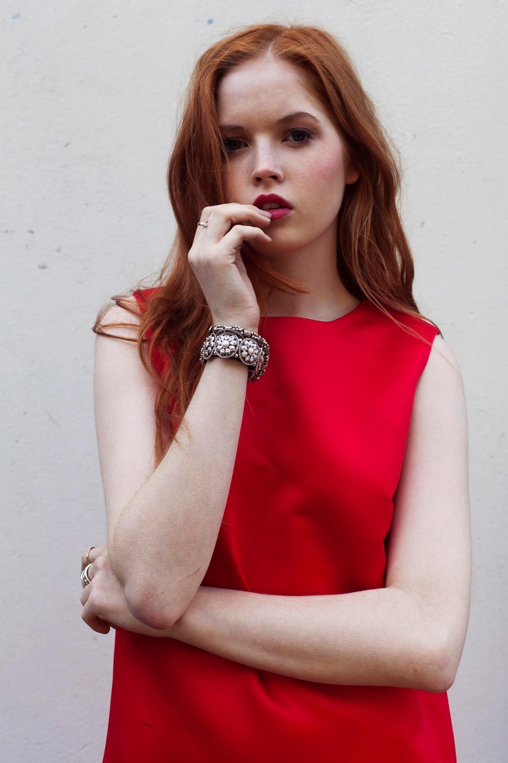 Picture of Ellie Bamber