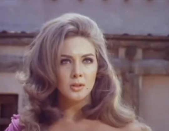 Picture of Lorena Velázquez