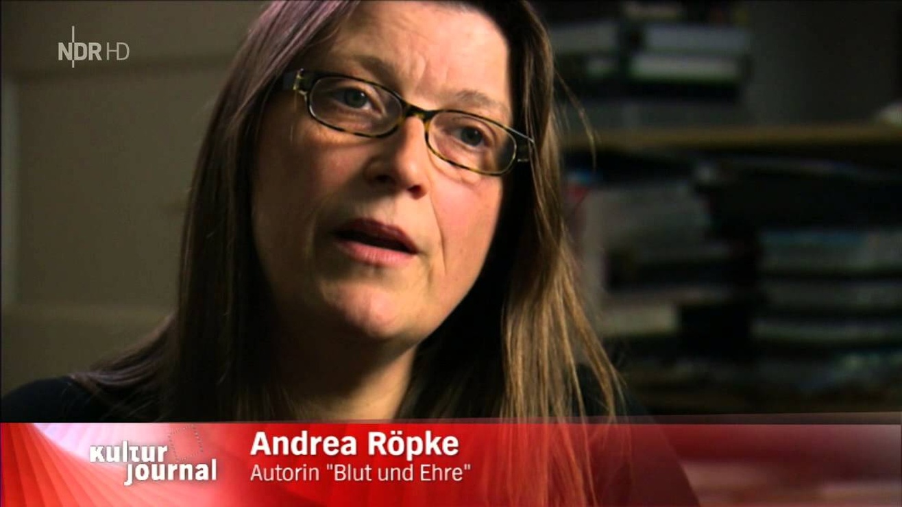 Andrea Röpke image