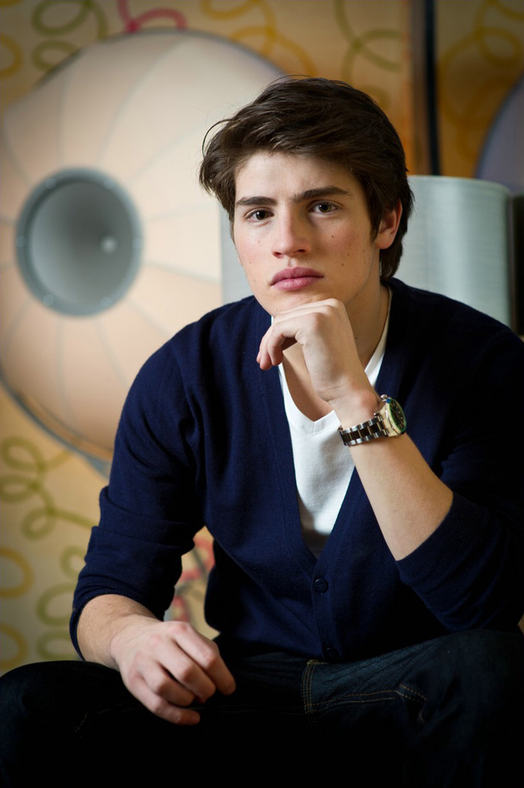 Gregg Sulkin image