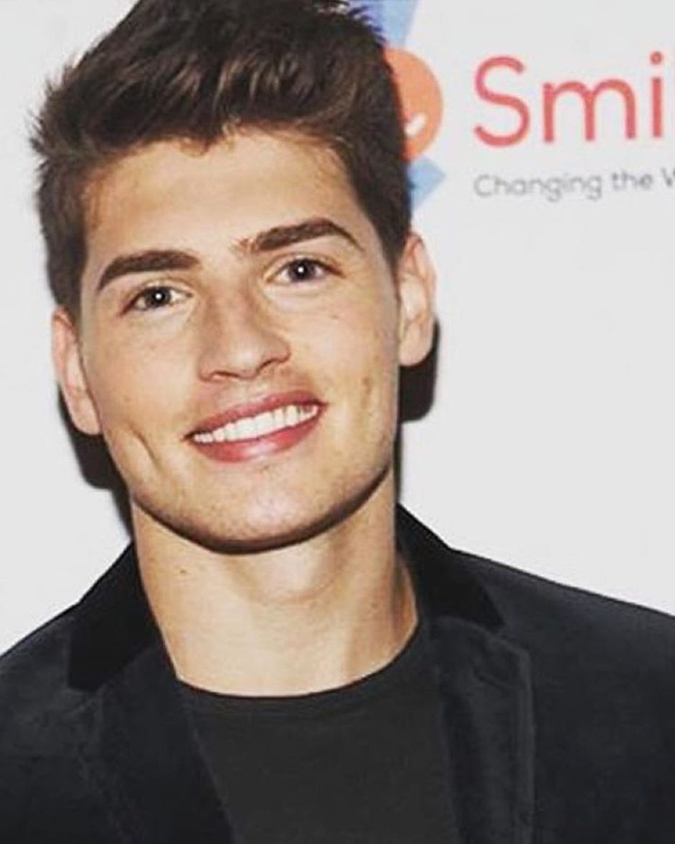 Picture of Gregg Sulkin