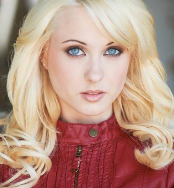 Sarah Claire Alan picture