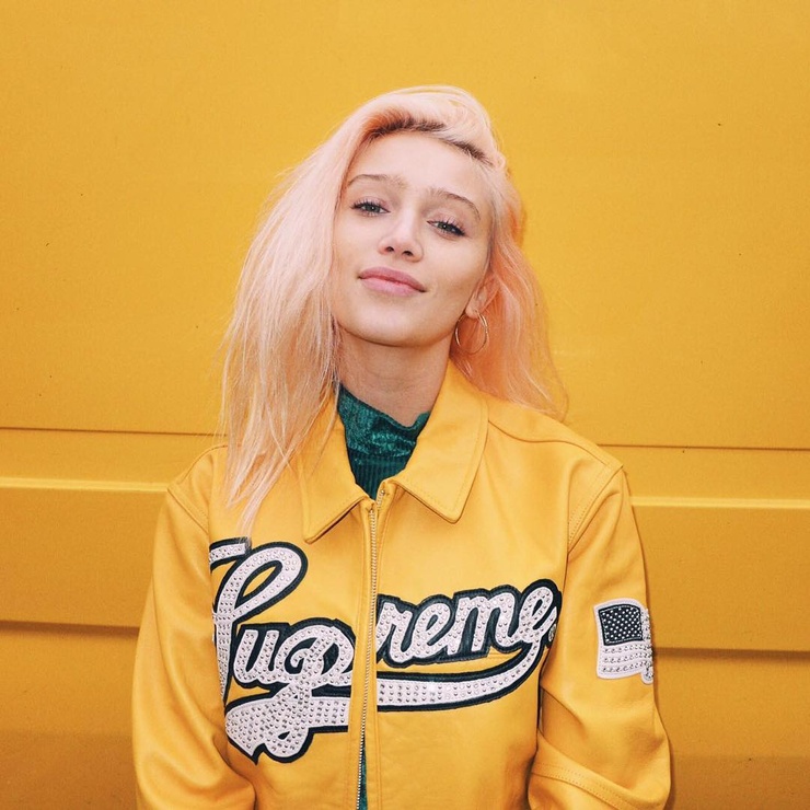 Picture of Cailin Russo