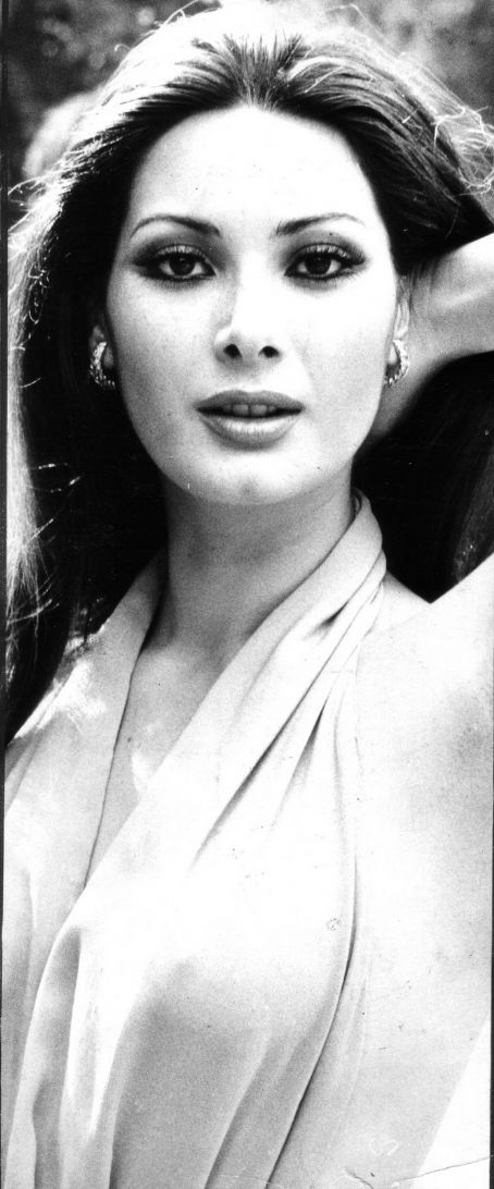 Edwige Fenech picture