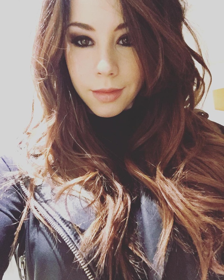 Picture of Jillian Rose Reed