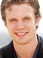 Luke Mably picture