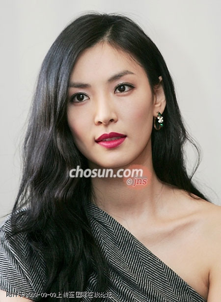 Picture of Kim So Yeon