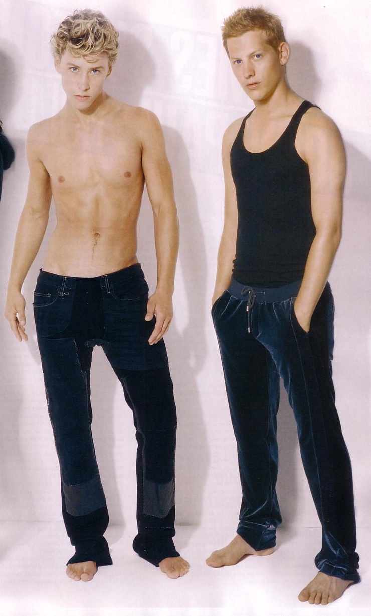 Picture of Mitch Hewer