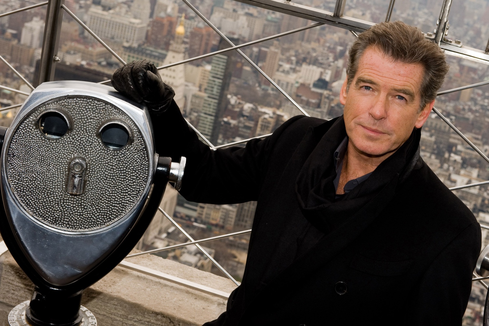 Picture of Pierce Brosnan