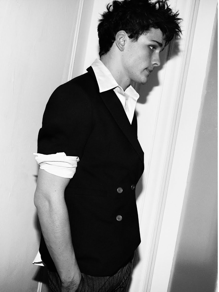 Picture of Simon Nessman