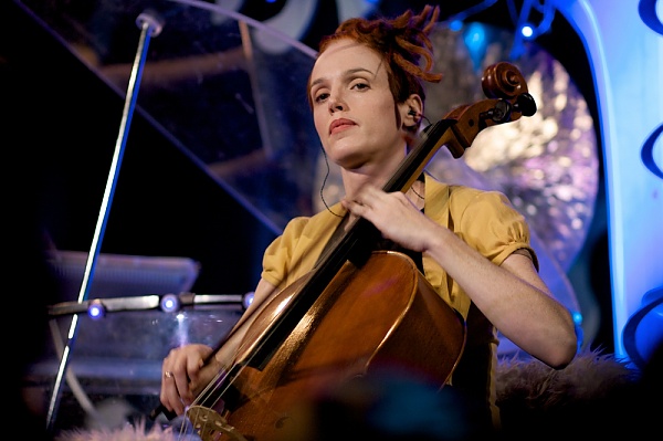 Image of Zoe Keating