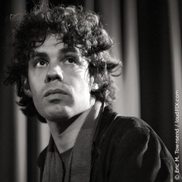 Picture of Julian Velard