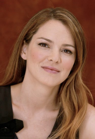 Picture of Jacinda Barrett