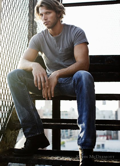 Picture of Alex Geerman