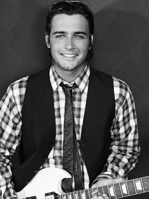 Picture of Felipe Dylon