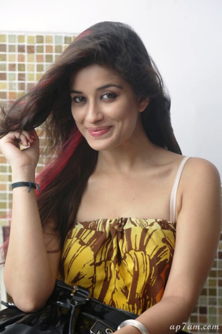 Picture of Madhurima