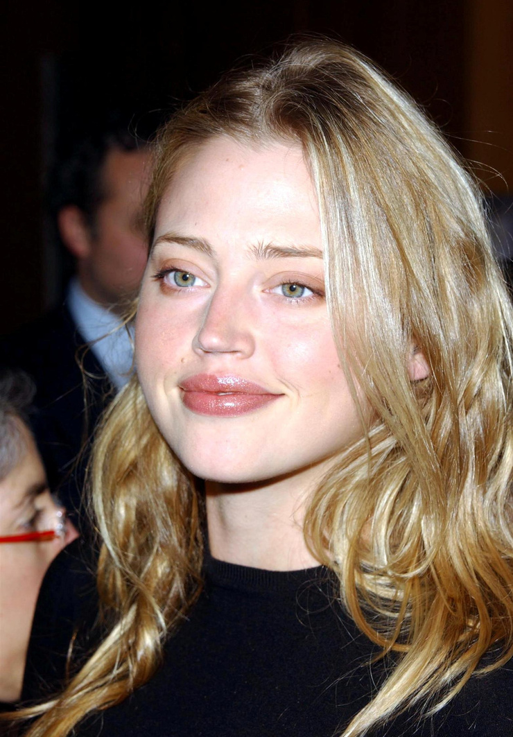 Picture of Estella Warren