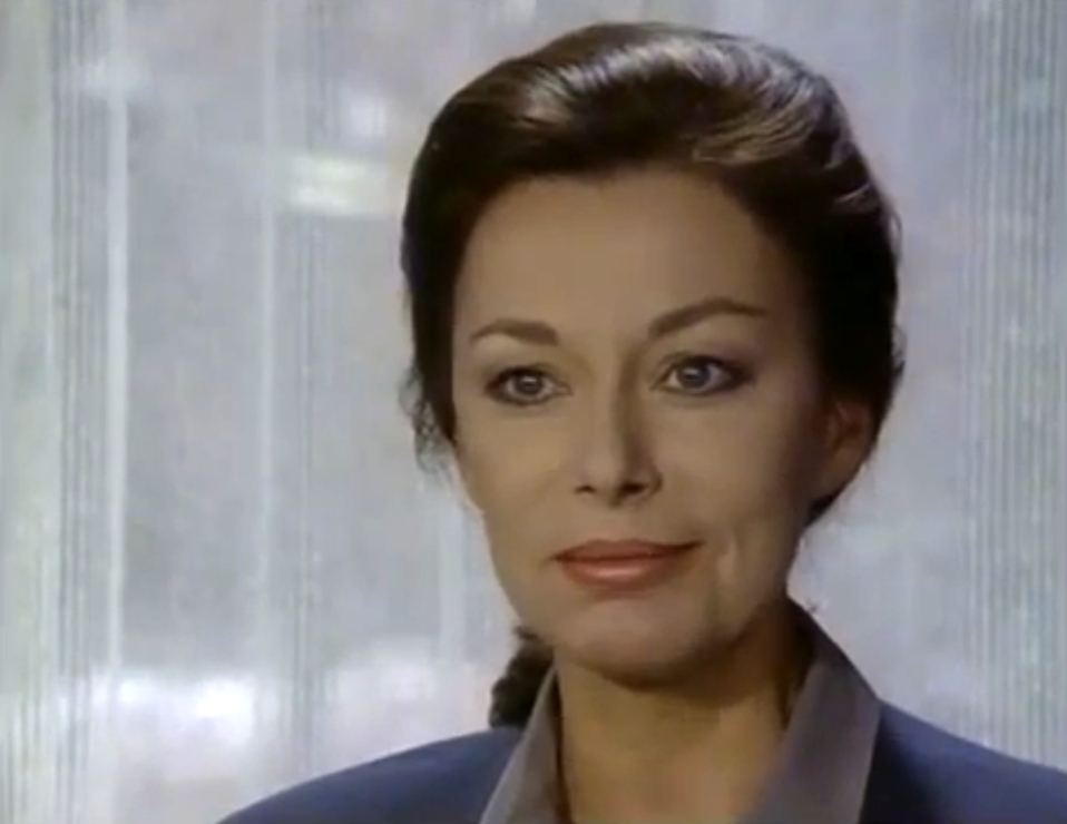 Evelyn Opela picture