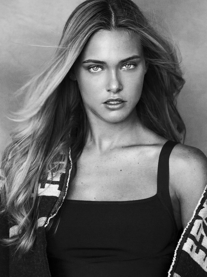 Picture of Ellie Ottaway