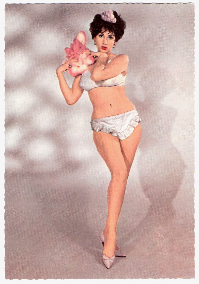 Picture of Yvonne Romain