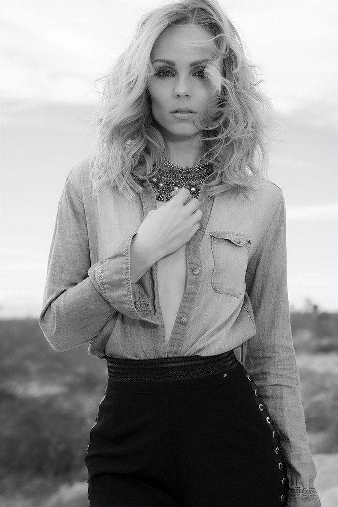 Picture of Laura Vandervoort