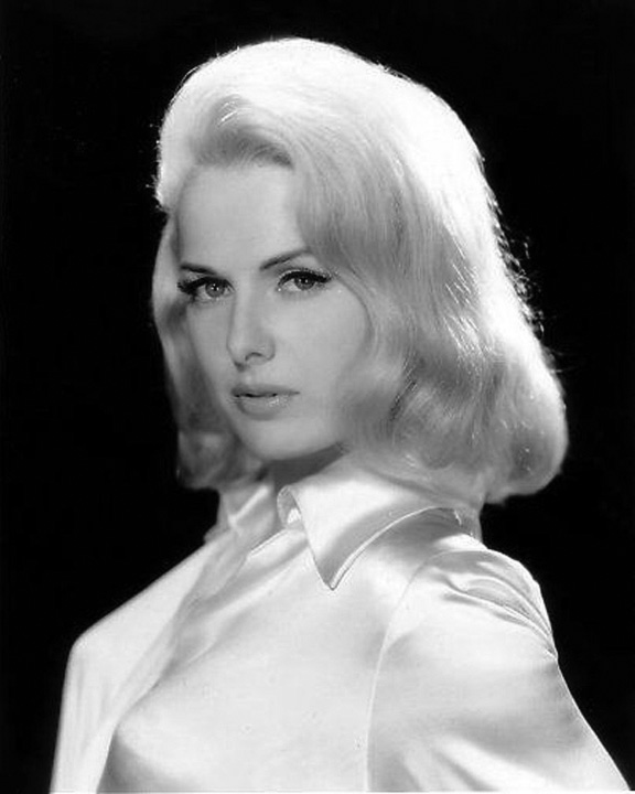 Picture of Martha Hyer