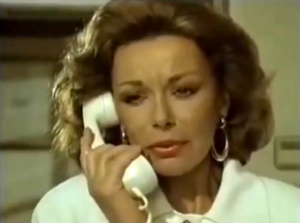 Evelyn Opela picture