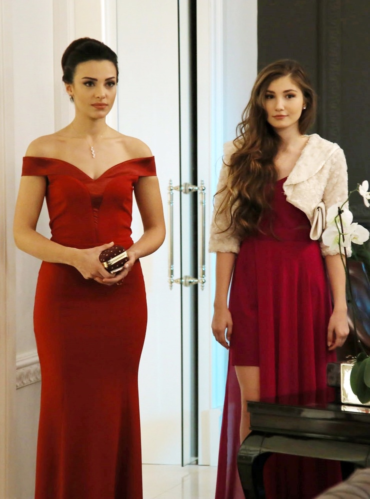 Picture of Tuvana Türkay