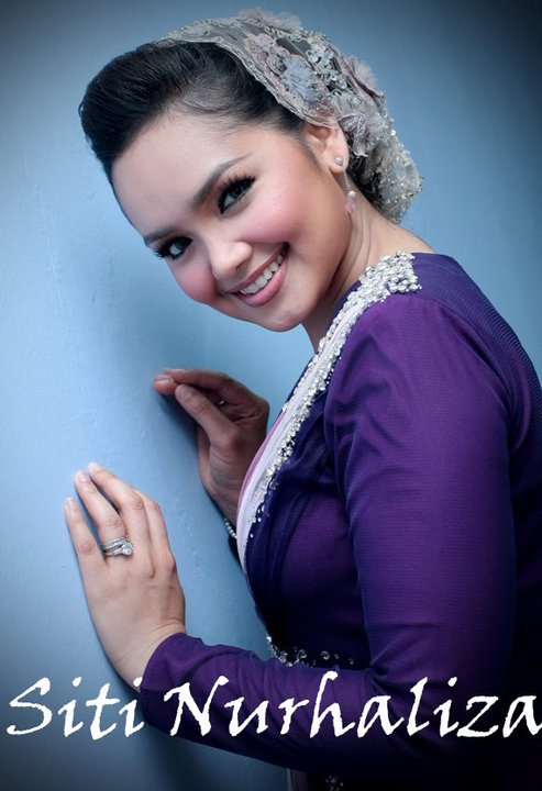 Siti Nurhaliza image