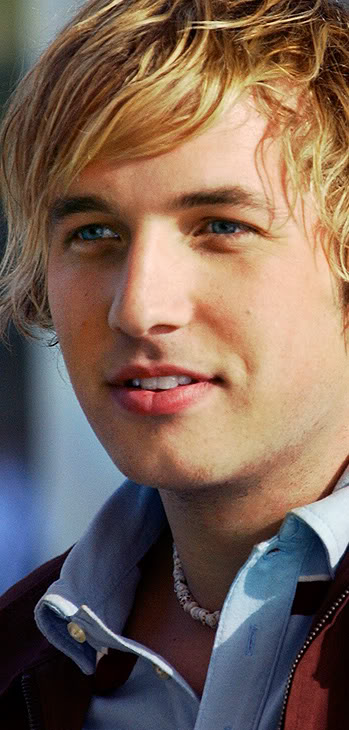 Picture of Ryan Hansen
