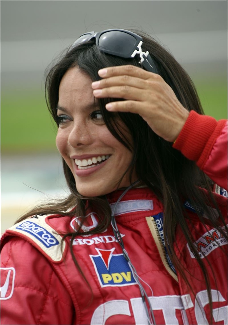 Picture of Milka Duno