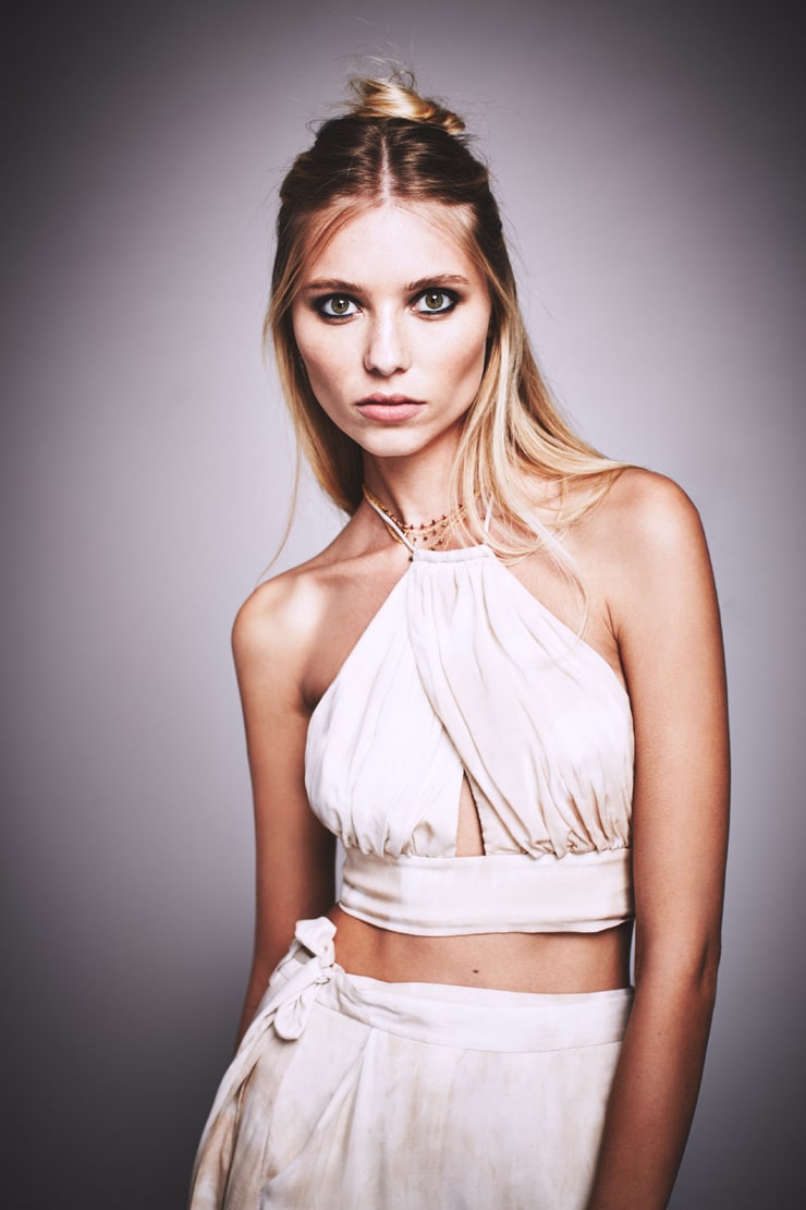 Picture Of Vika Falileeva