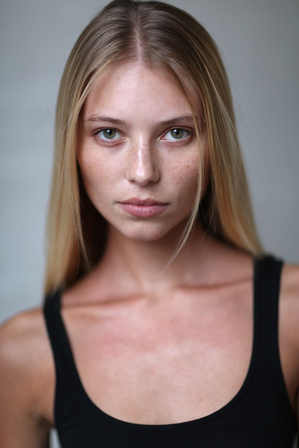 Picture Of Vika Falileeva