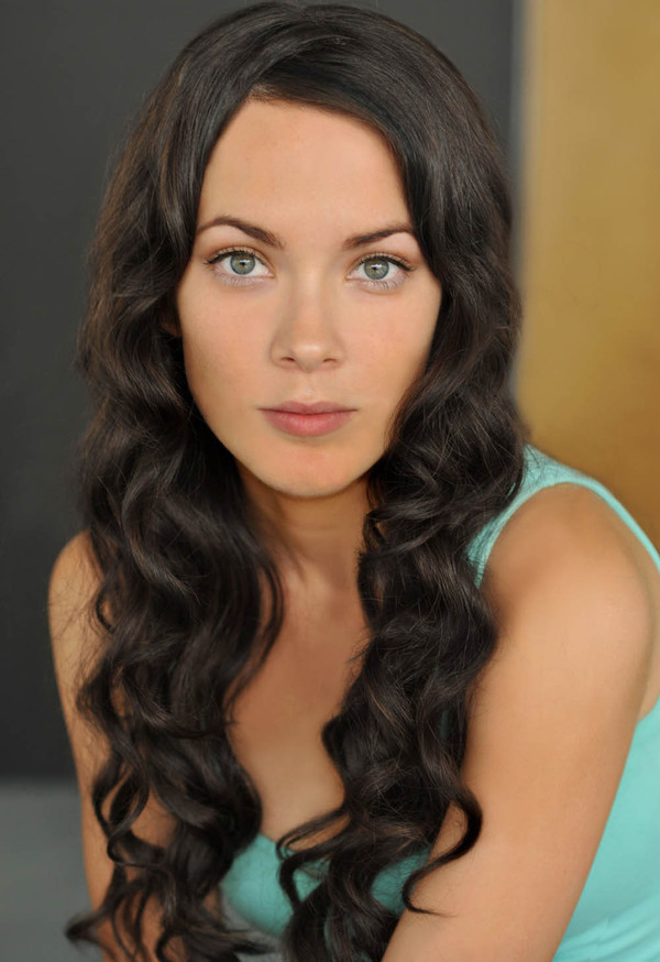 Picture of Aria DeMaris