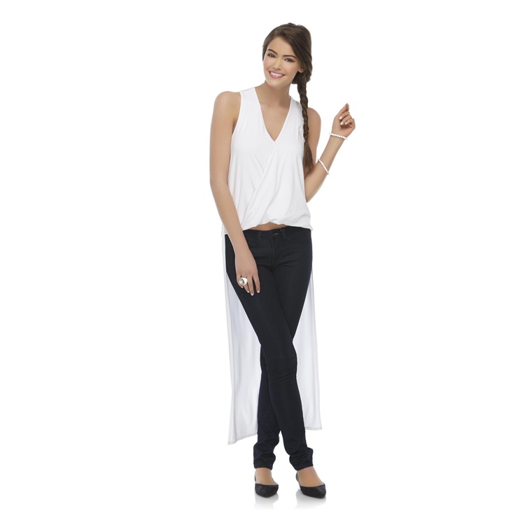 Picture of Eva Adams