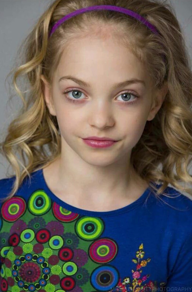 Picture of Hannah R. Loyd