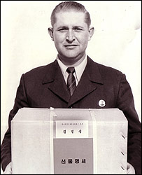 Picture of James Dresnok