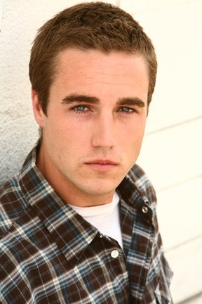 Picture of Dustin Harnish