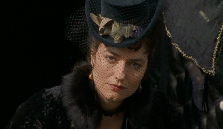 Tipping the Velvet image