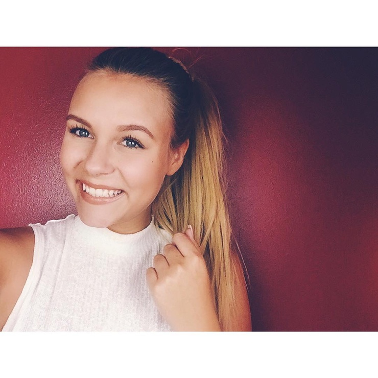 Dagi Bee picture