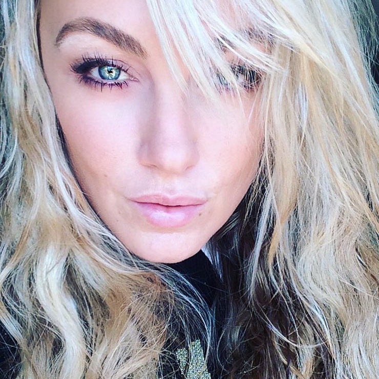 Amber Nichole Miller image