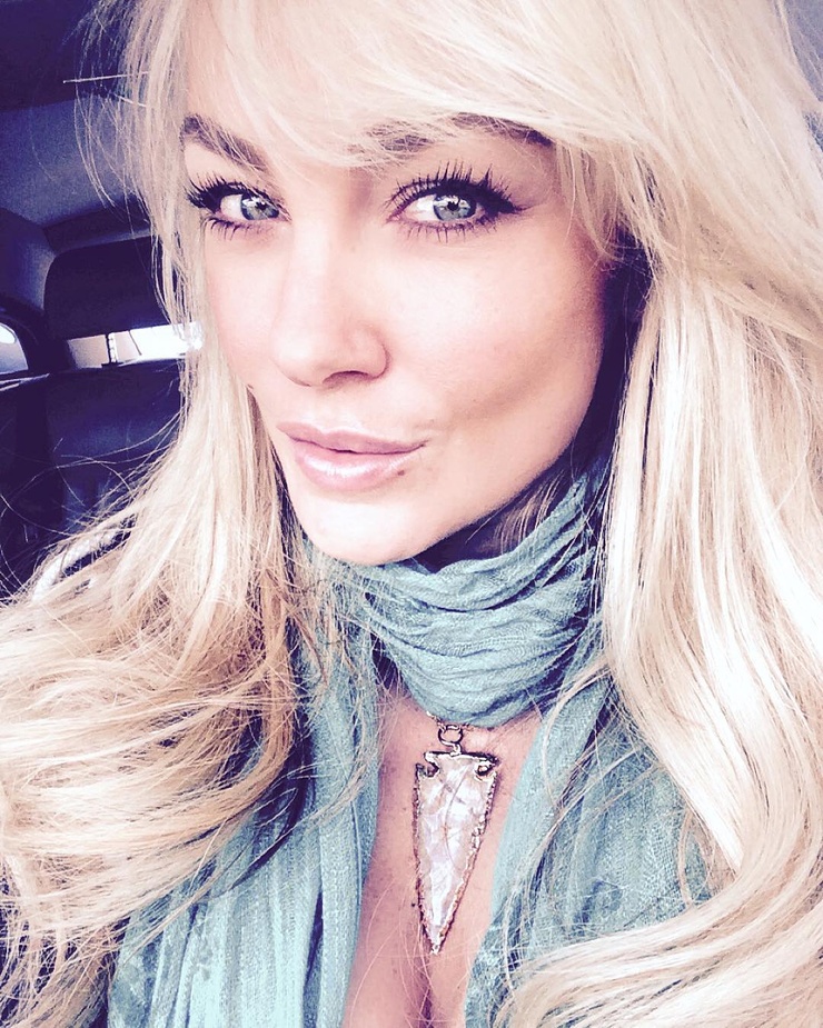 Picture of Amber Nichole Miller