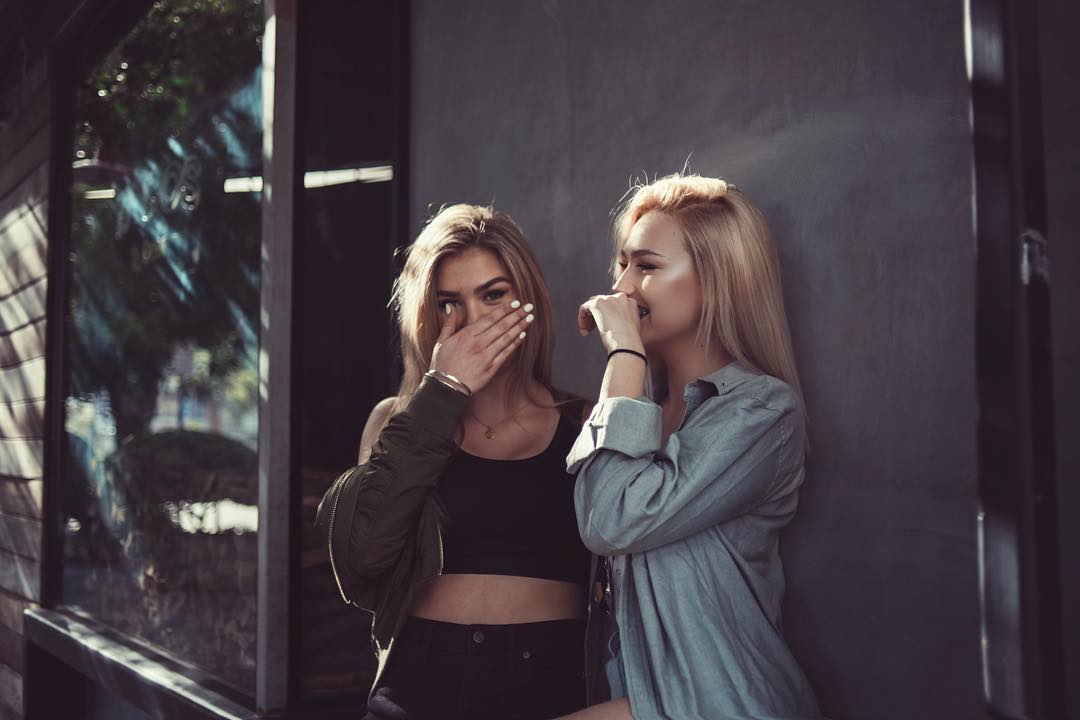 Molly O'Malia - Instagram