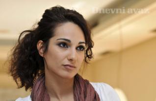 Picture of Asli Bayram