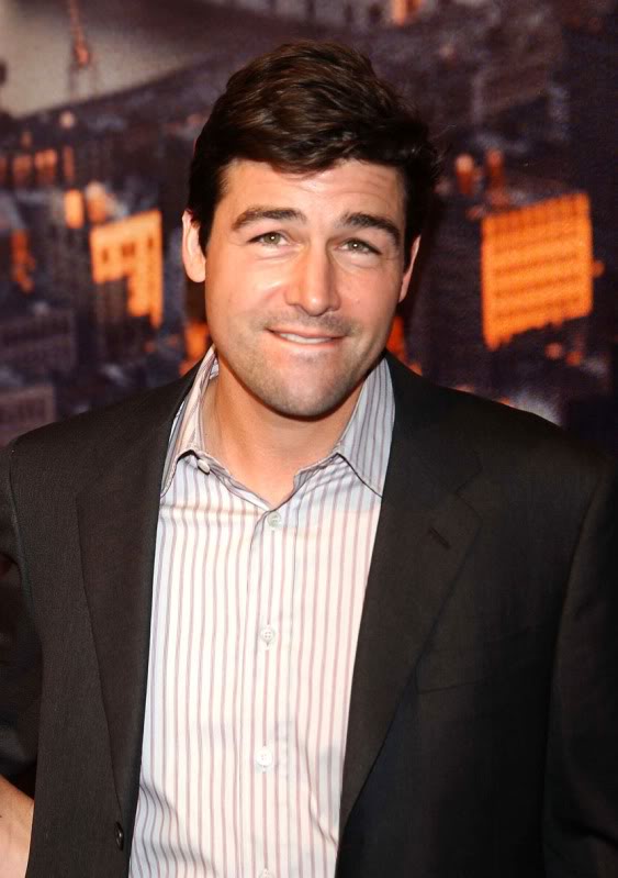 Picture of Kyle Chandler