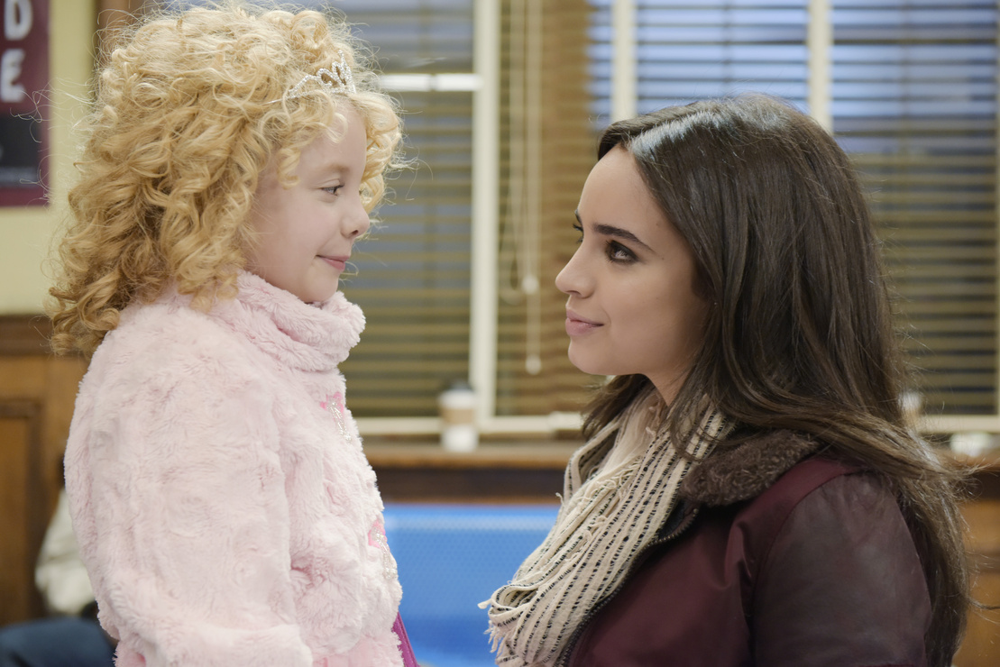 Sofia Carson picture