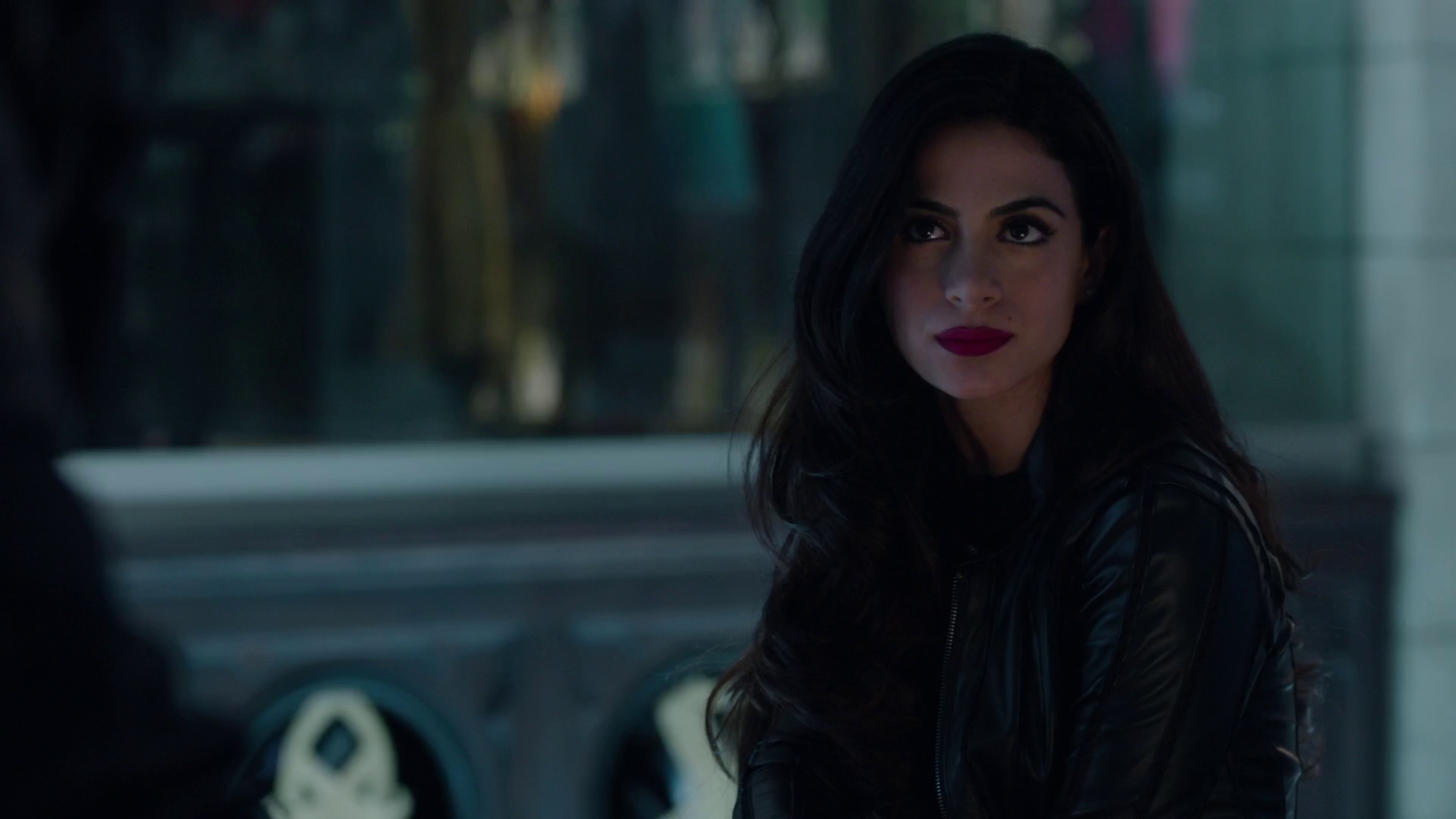 Picture of Isabelle Lightwood (Emeraude Toubia)