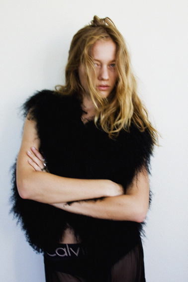 Picture of Zippora Seven