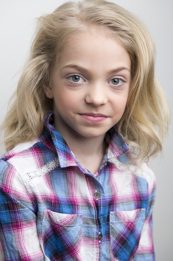 Image of Hannah R. Loyd