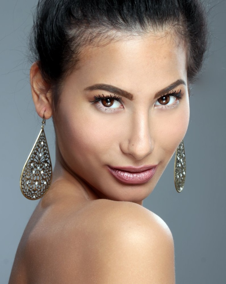 Picture of Victoria Simone